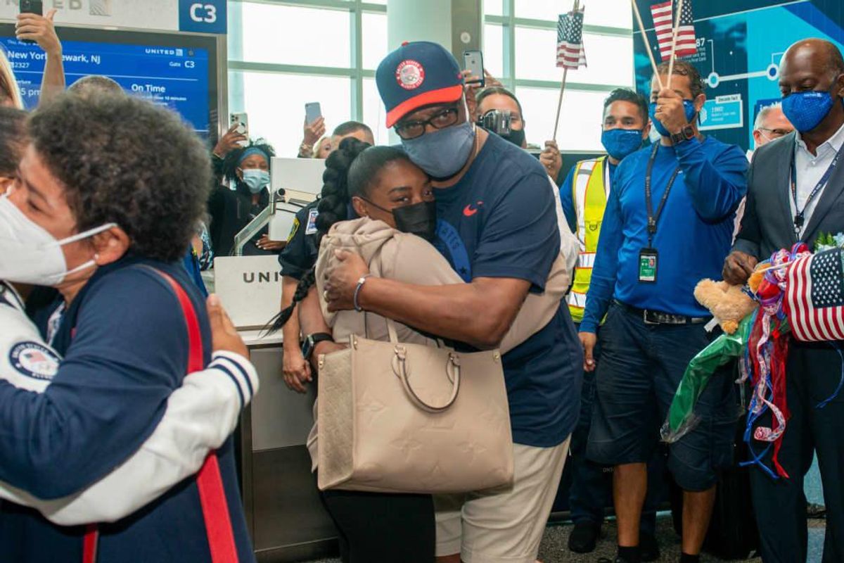 Simone Biles returned home to Houston from the Tokyo 2020 Olympic Games ...